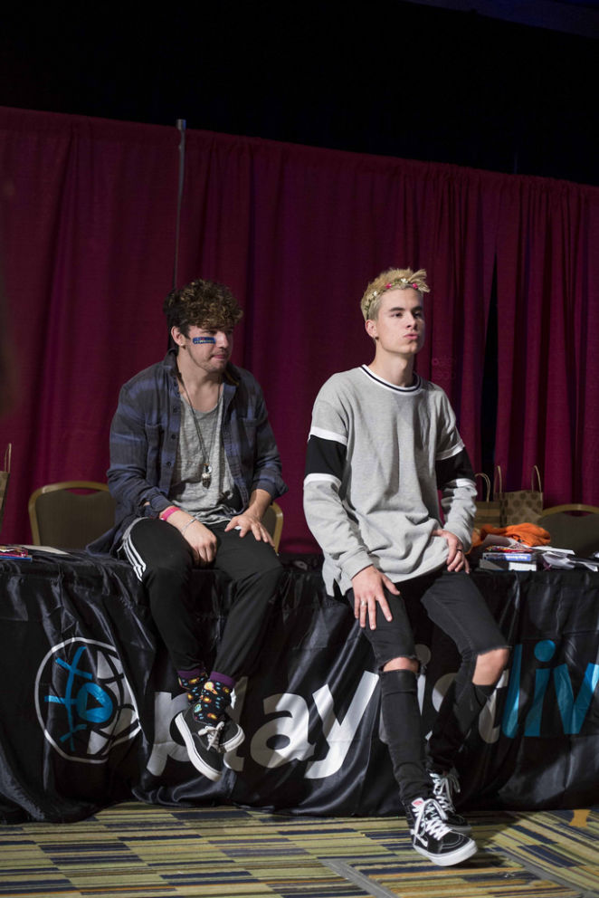 Kian And JC gaan voor een show naar Rotterdam