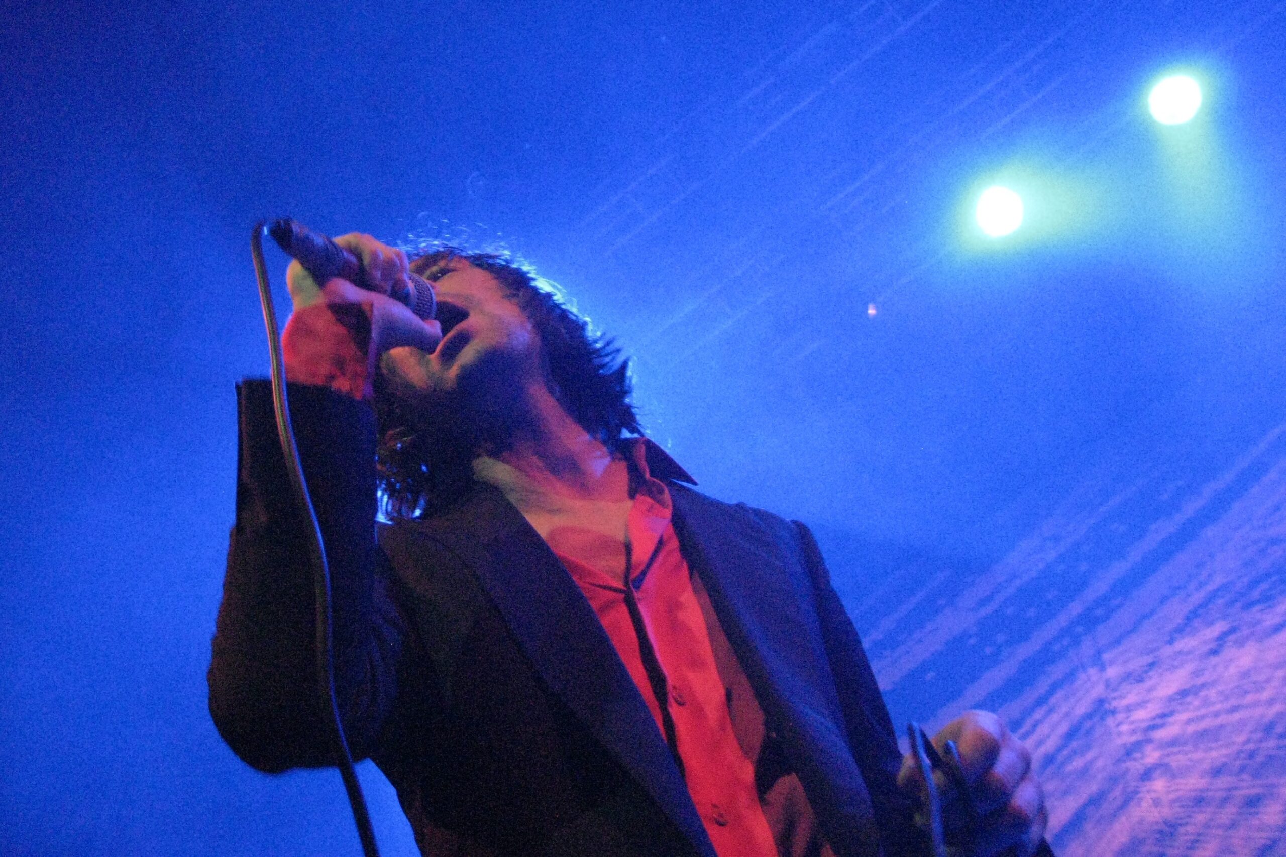 Primal Scream voor een concert naar de Melkweg in Amsterdam