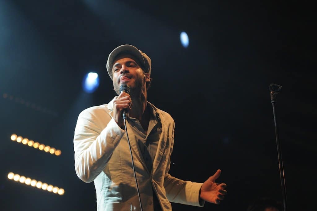 Alain Clark schrijft nummer voor 'alle helden in de zorg' - Artiesten ...